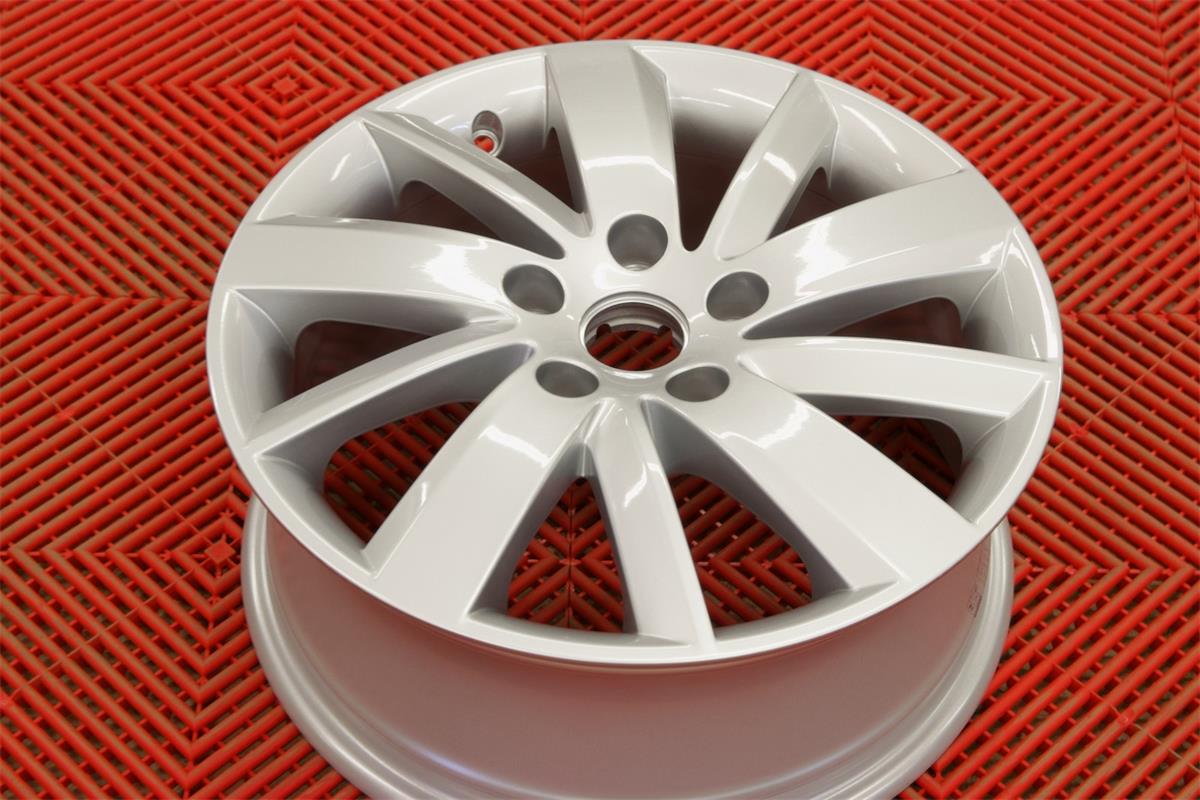Köp dina Mercedes V-Klass fälgar till bästa pris hos ABS Wheels.